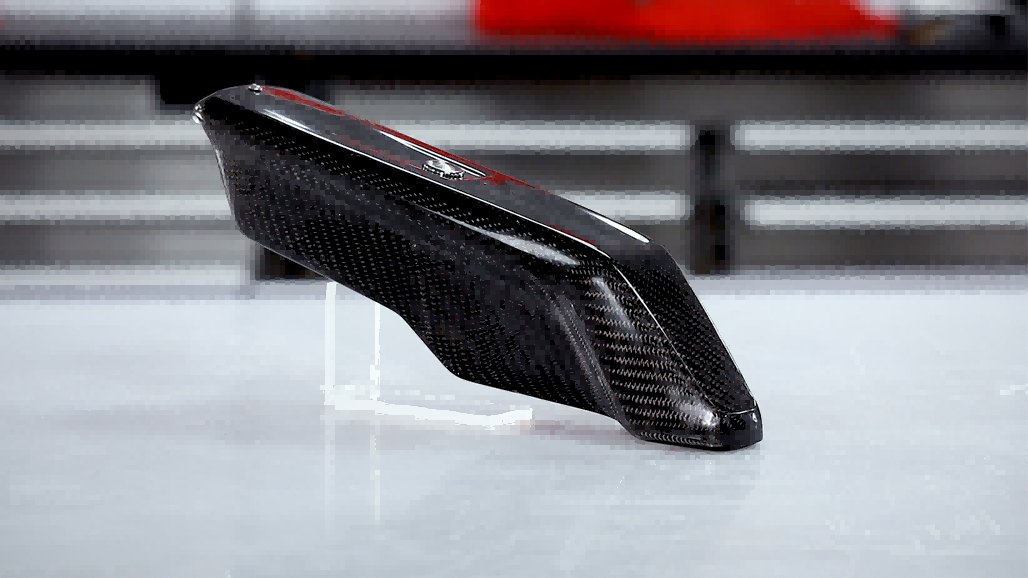 How to dissolve a foam mold off of carbon fiber
