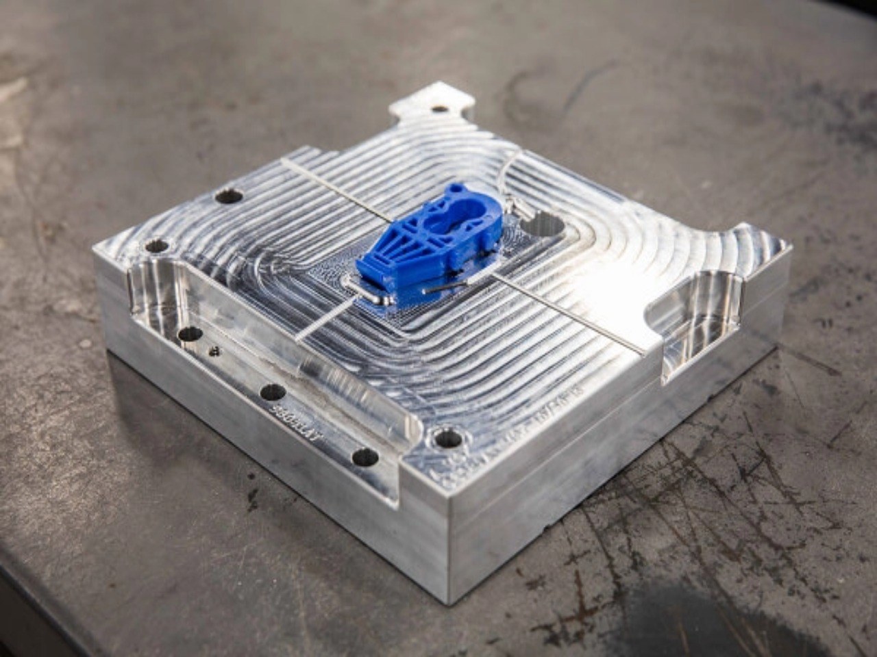 What Are Injection Molding Mold Parts?